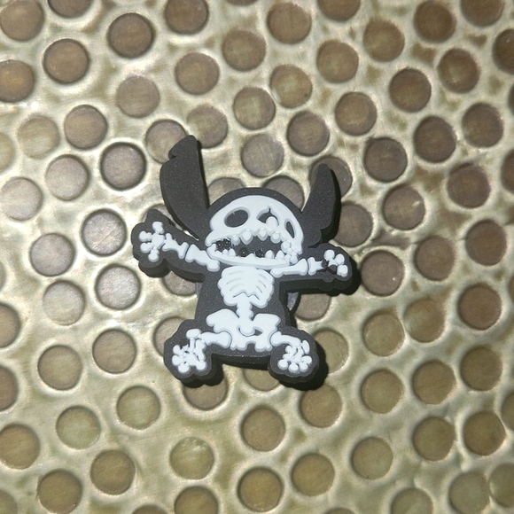 Accessories | Croc Charm Skeleton Scared Stitch From Lilo And Stitch ...